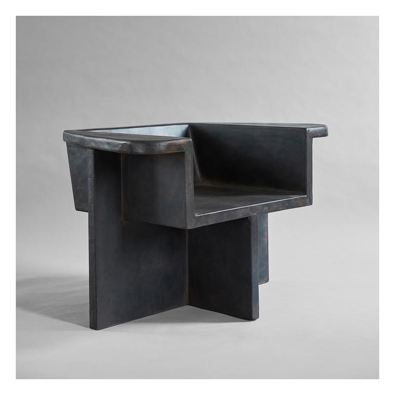 Chaise Brutus, Café